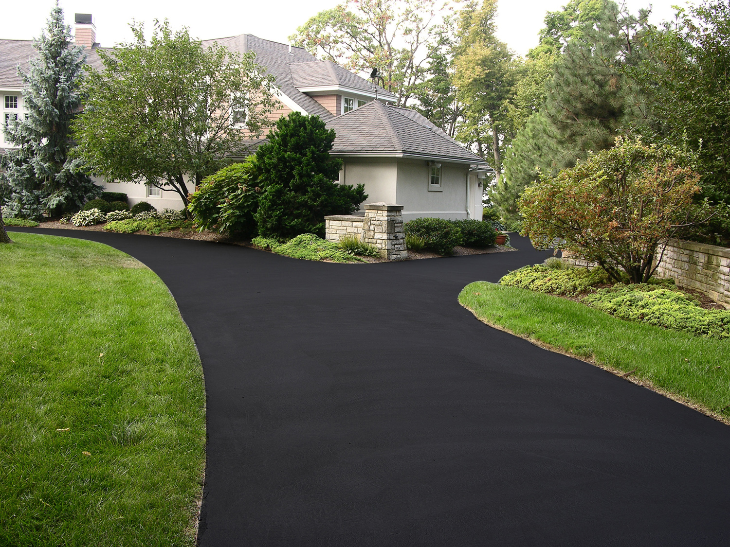 Top-Rated Asphalt Services in Denver and surrounding areas